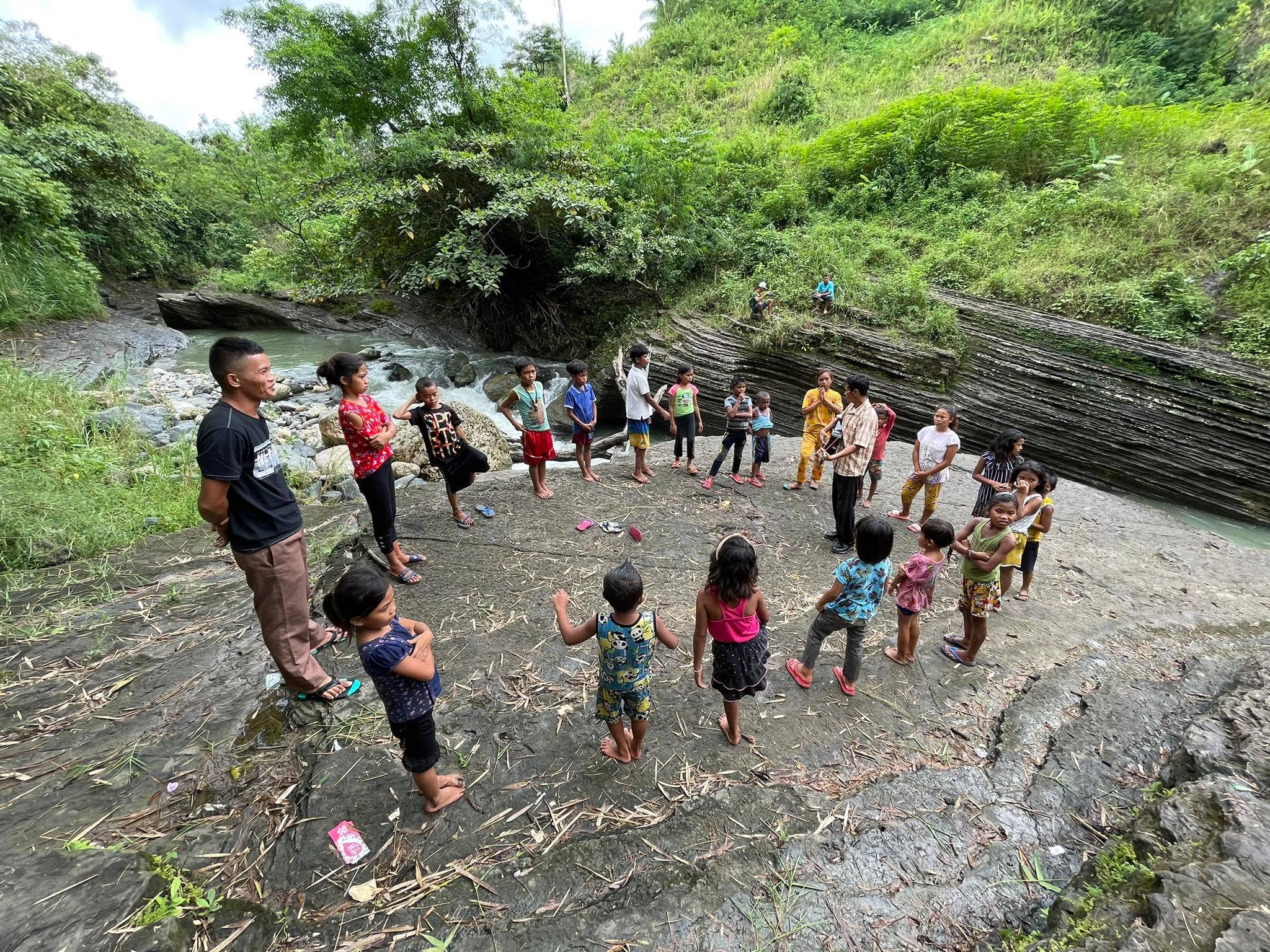 The Beauty of Unity: Singing with the Tribu - One Voice Magazine